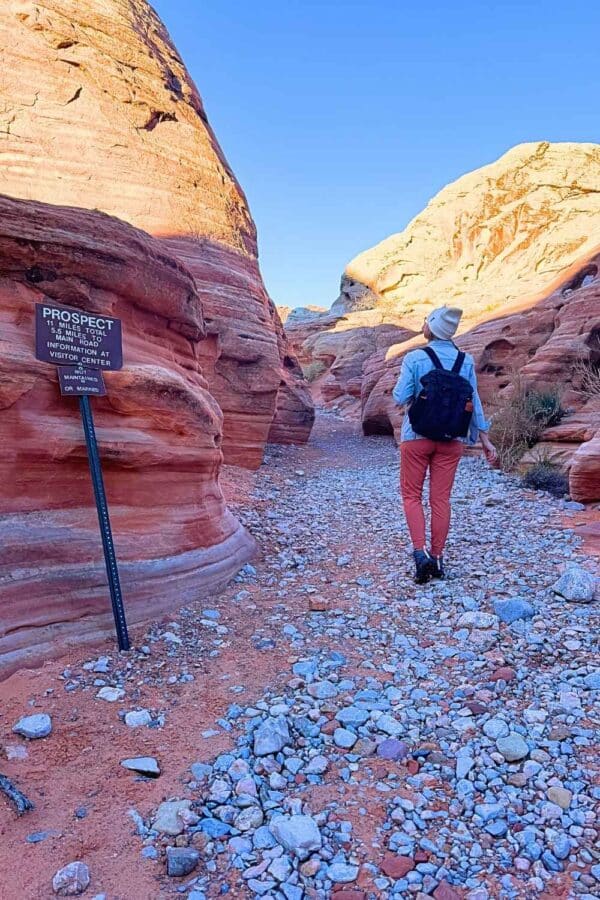 9 Stunning Valley of Fire Hikes You Can't Miss - Kate Crossing