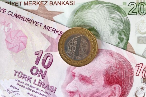 Do You Tip in Turkey? Here's What You Need to Know - Kate Crossing